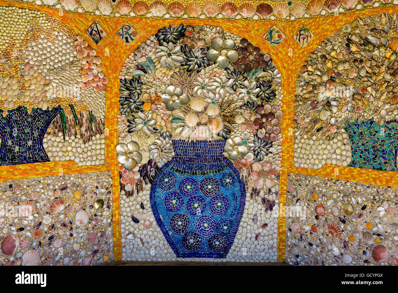 Shell mural, Mediterranean Garden, Tresco Abbey Gardens, Isles of ...