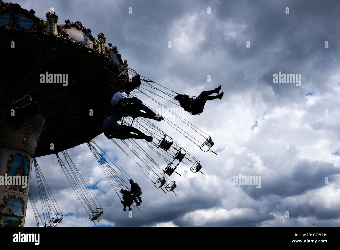 Fairground ride scary high hi-res stock photography and images - Alamy