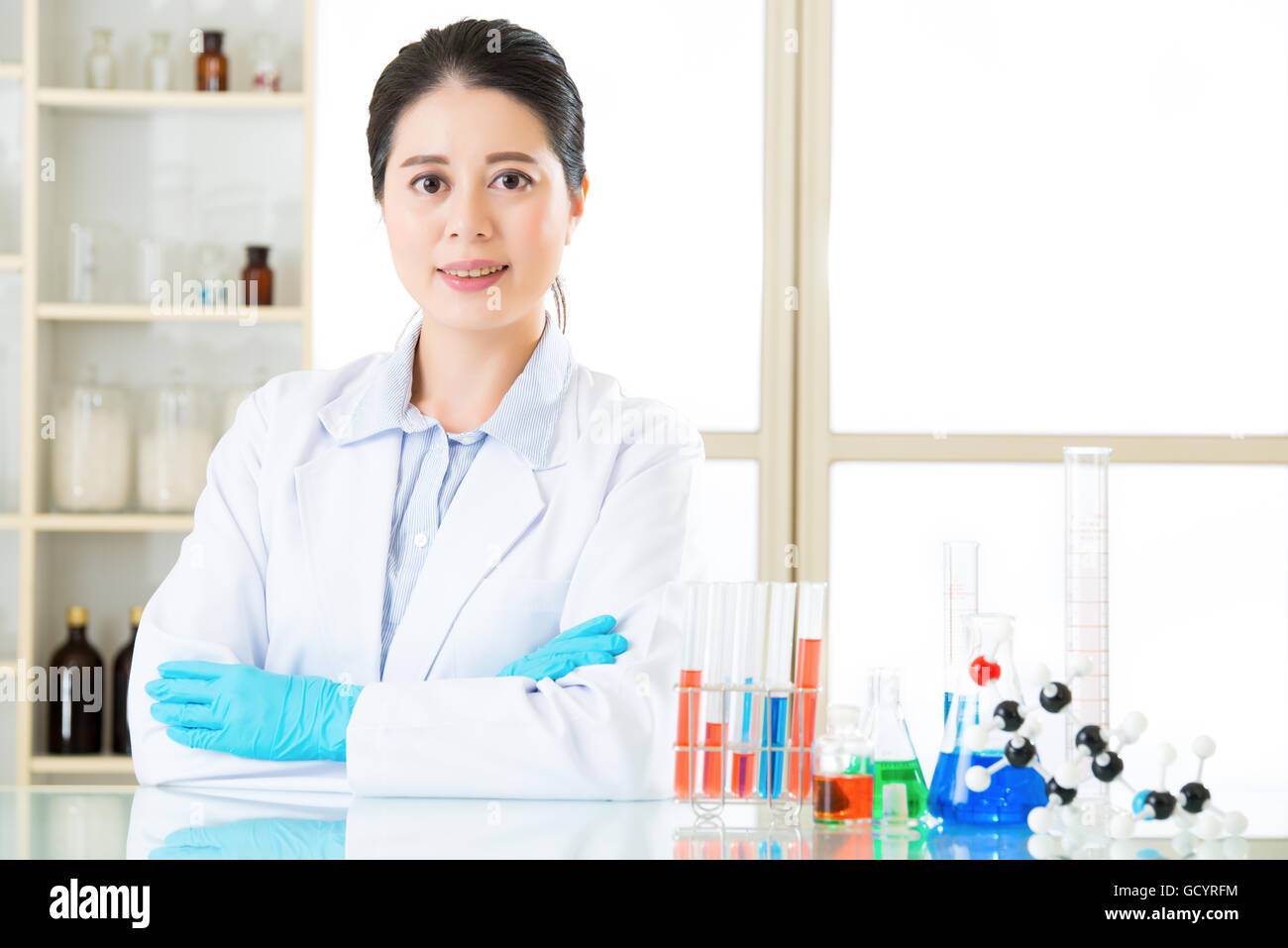 Human chemist hi-res stock photography and images - Alamy