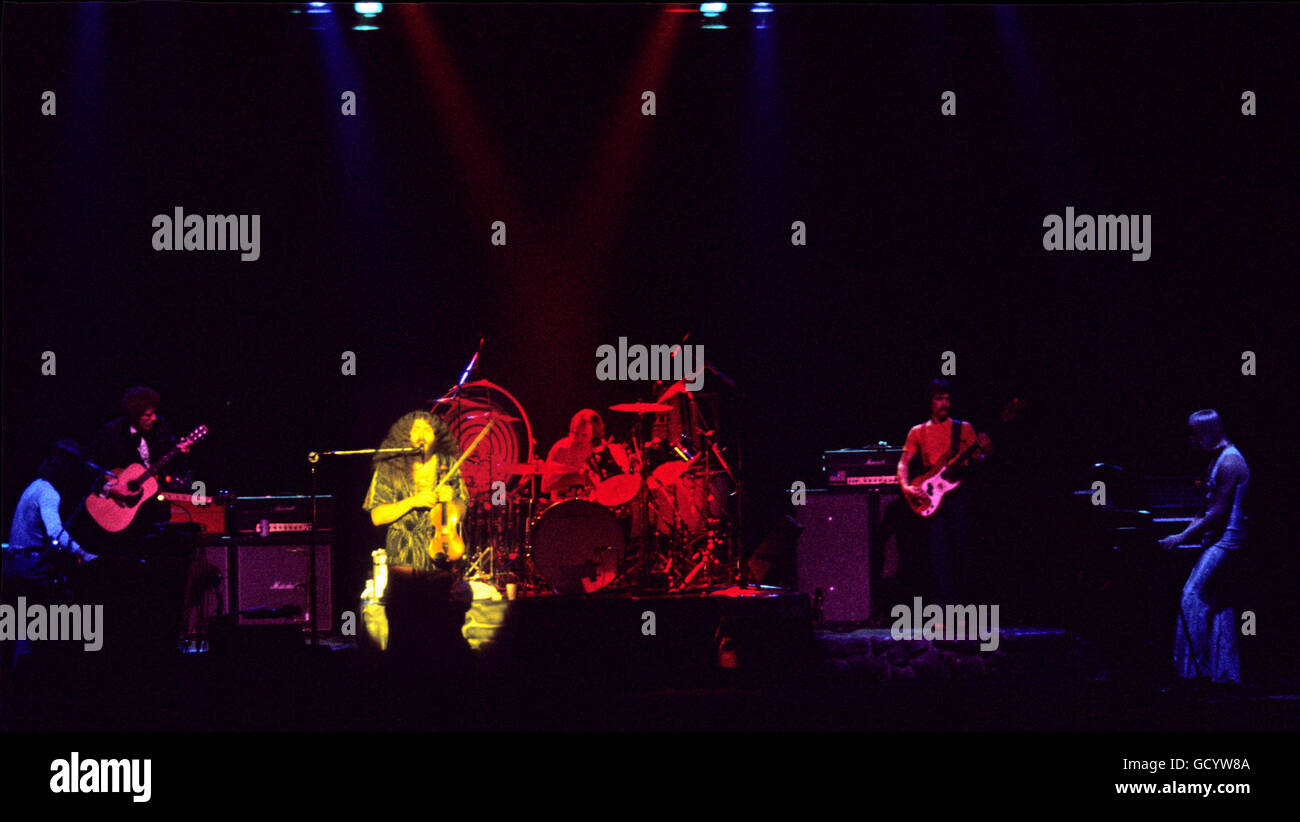 Kansas band 1970s hi-res stock photography and images - Alamy