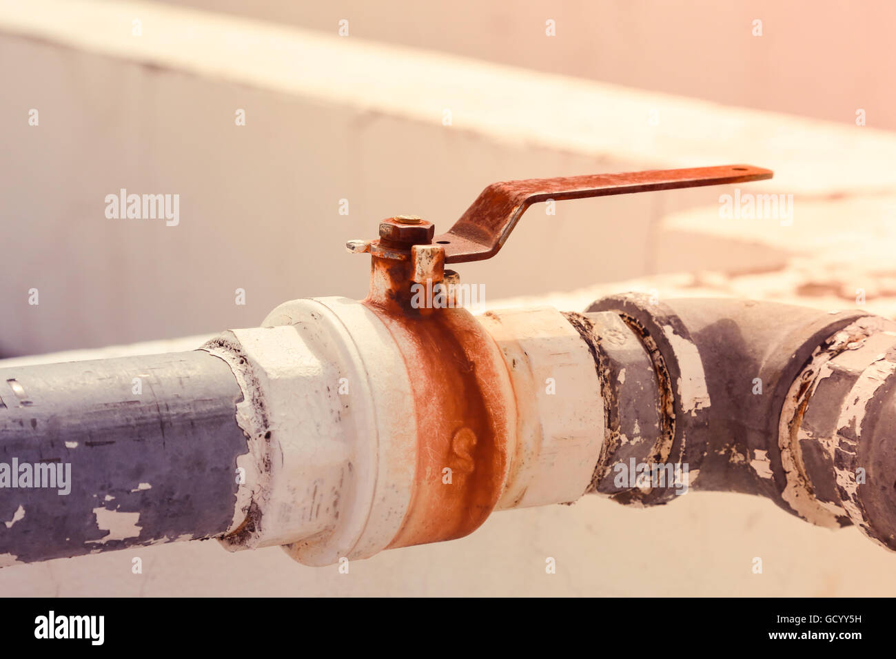 Oil pipeline valve hi-res stock photography and images - Alamy