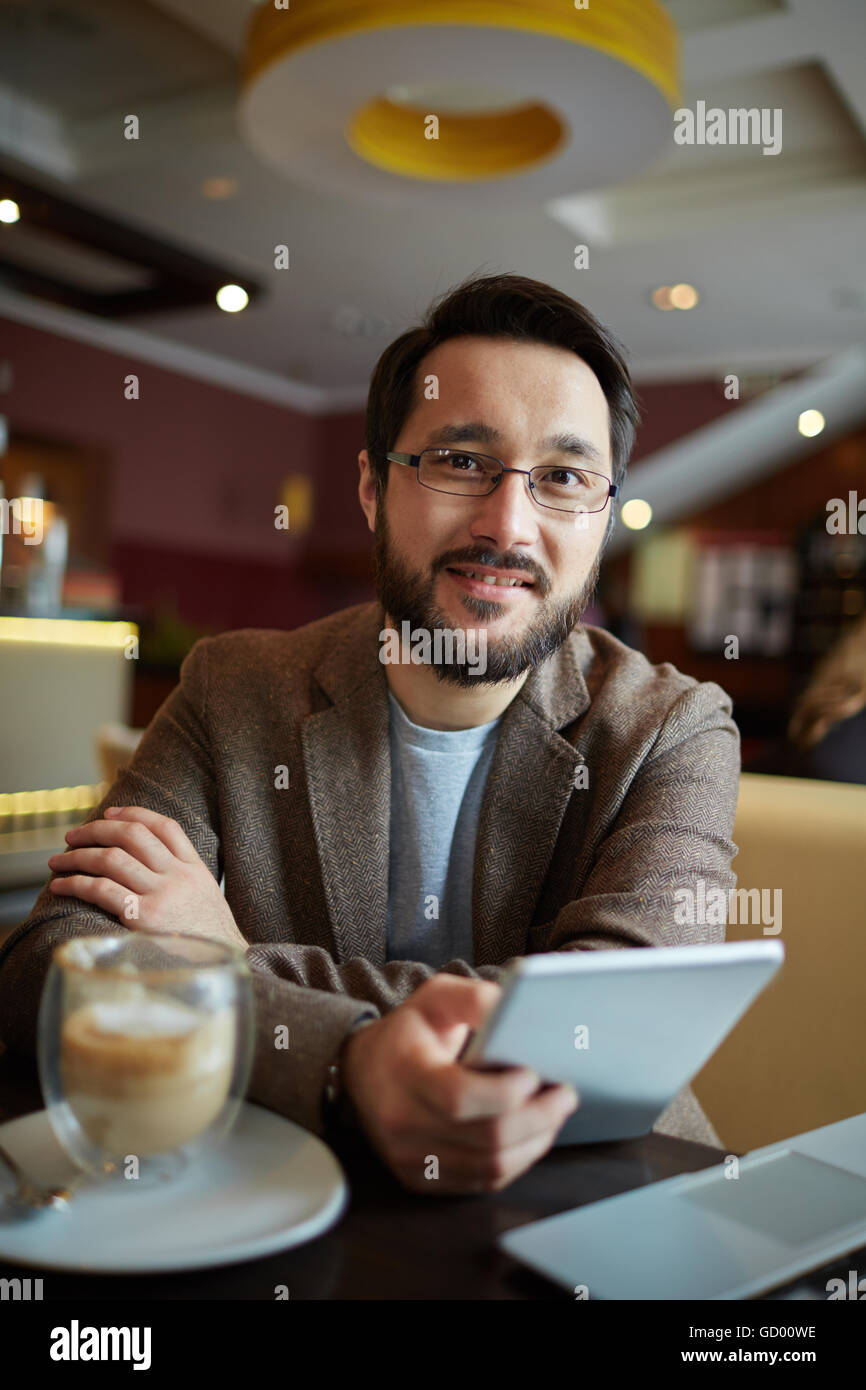 Businessman cafe hi-res stock photography and images - Alamy