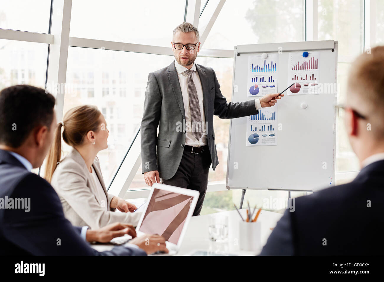 Business people planning man hi-res stock photography and images - Alamy