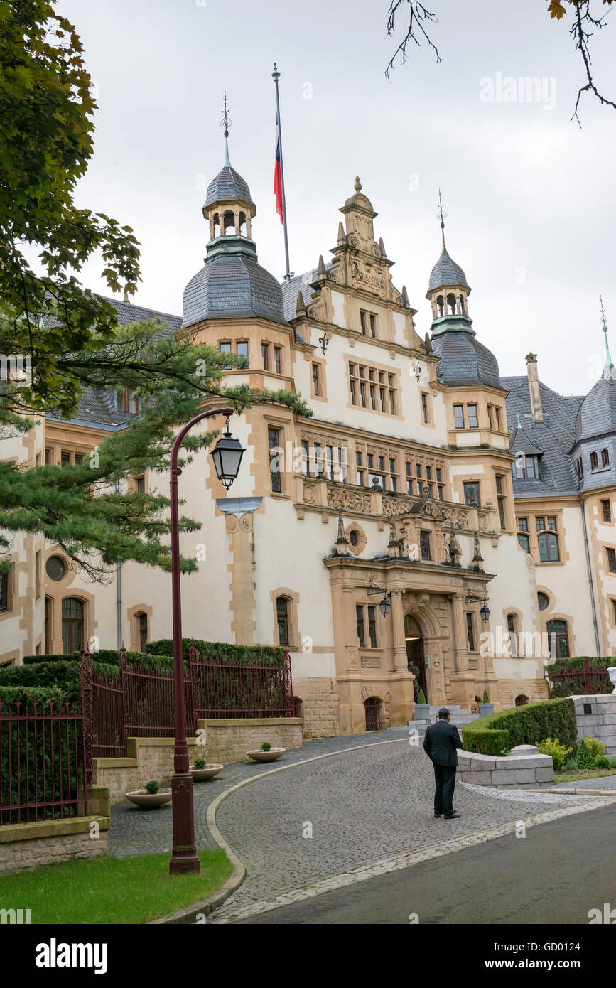 The Governor's Palace Stock Photo - Alamy