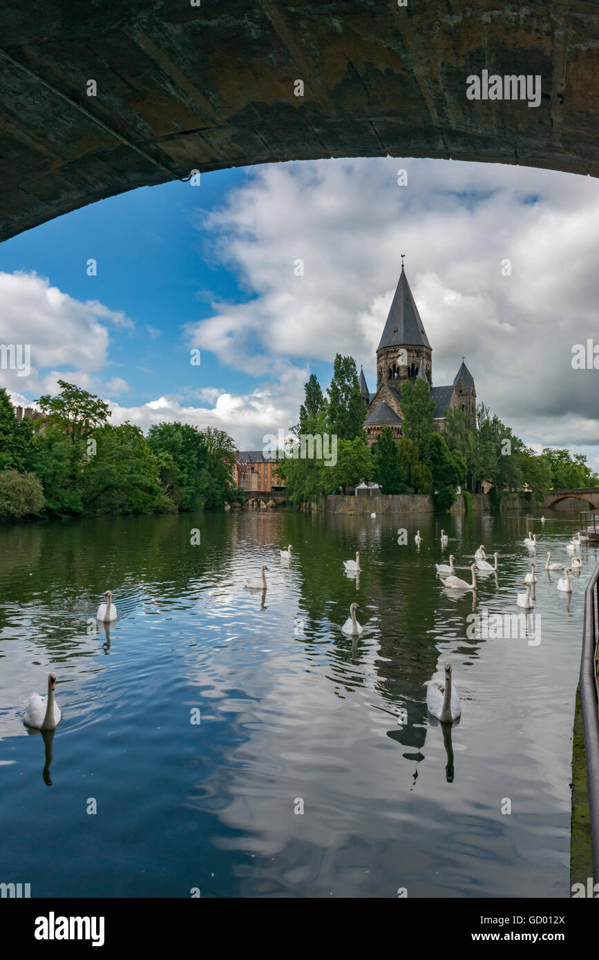 Nine bridges hi-res stock photography and images - Alamy