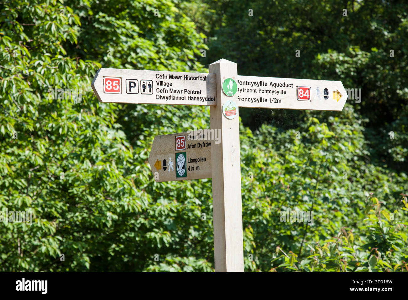 Sign at Pontcysyllte Aqueduct Stock Photo - Alamy