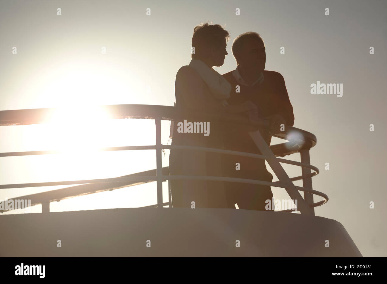 Couple cruise ship deck hi-res stock photography and images - Alamy