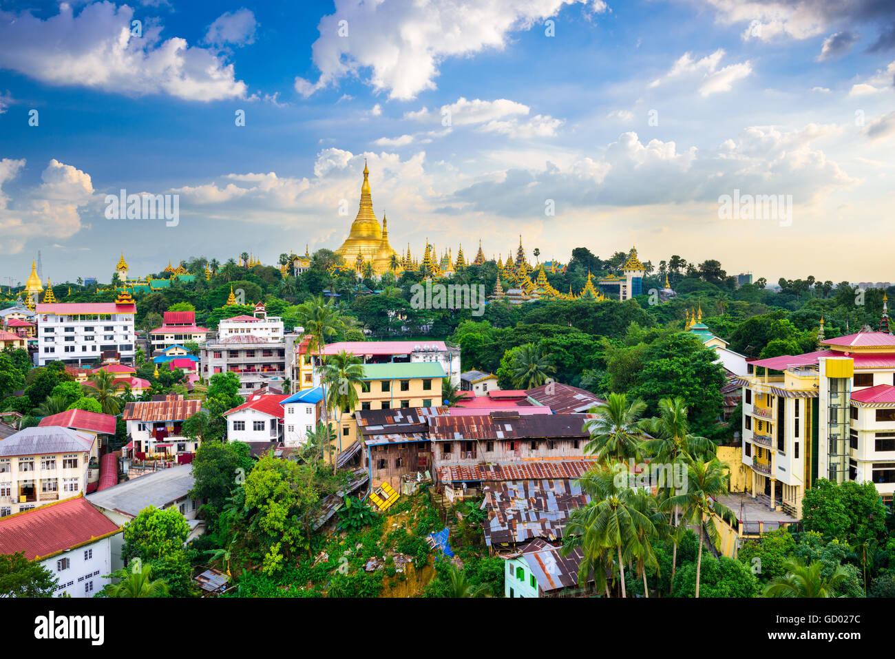 Yangon, Myanmar city skyline with Shwedagon Pagoda Stock Photo - Alamy