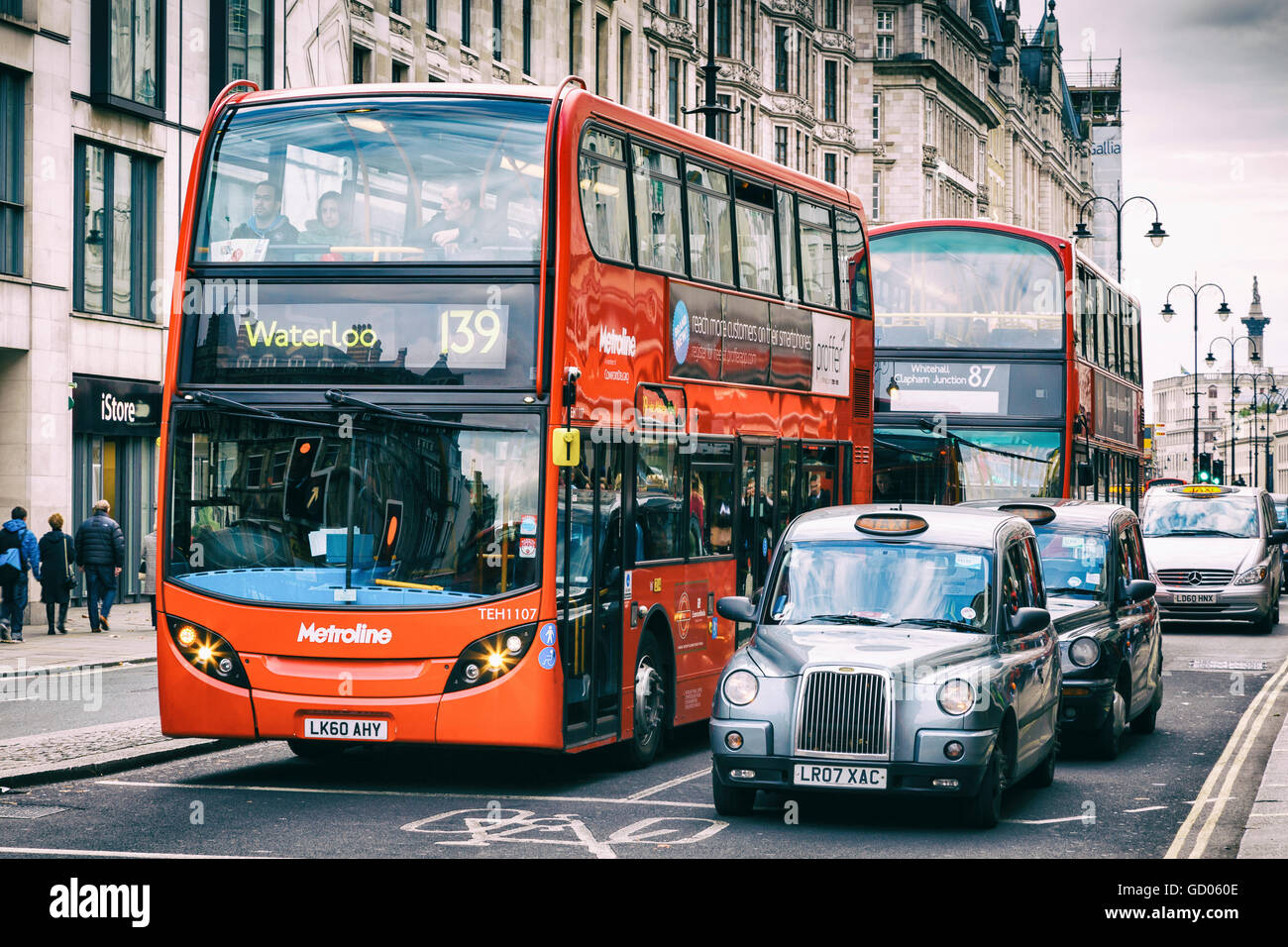 World london bus hi-res stock photography and images - Alamy