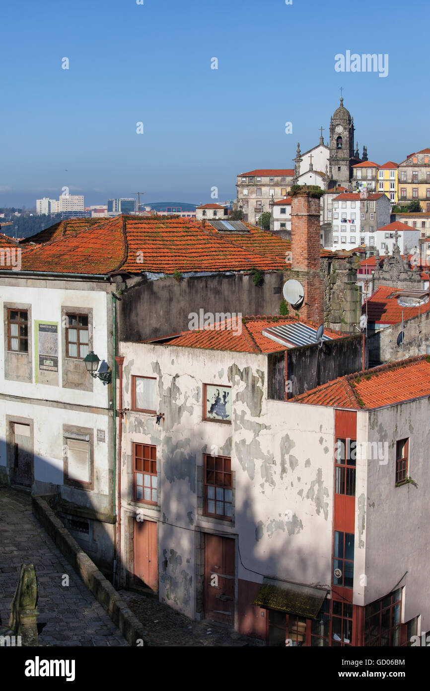 Aged buildings hi-res stock photography and images - Alamy