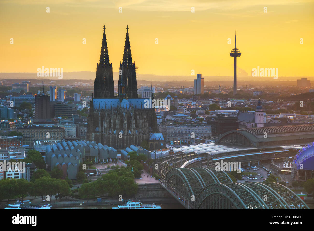 Cologne germany hi-res stock photography and images - Alamy