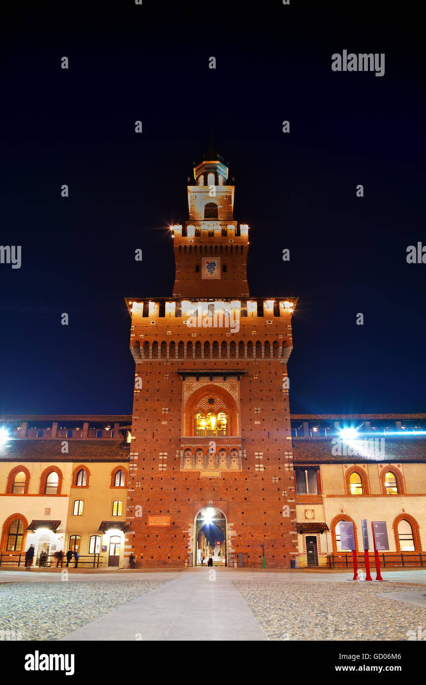 Castello sforzesco medieval castle milan hi-res stock photography and ...