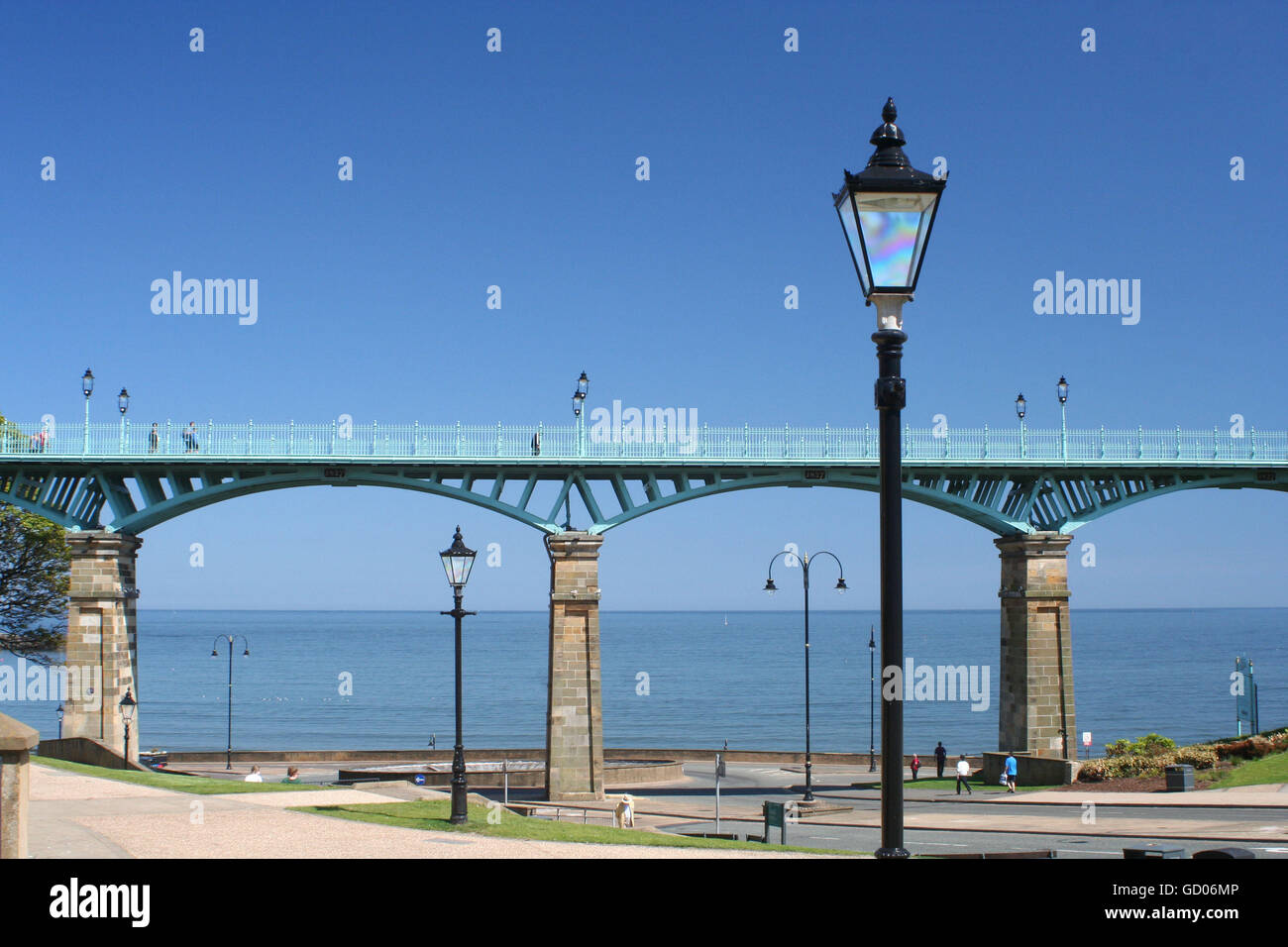 Spa Bridge, Scarborough Stock Photo - Alamy