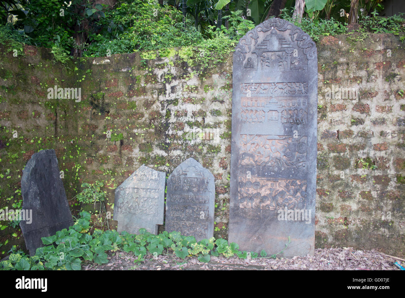 The stone monolith at the entrance of the Dhareshwar temple shows the ...