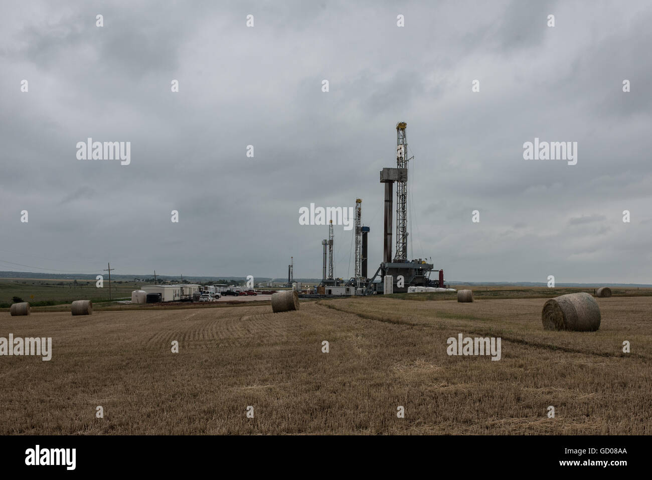 Oklahoma oil rig hi-res stock photography and images - Alamy