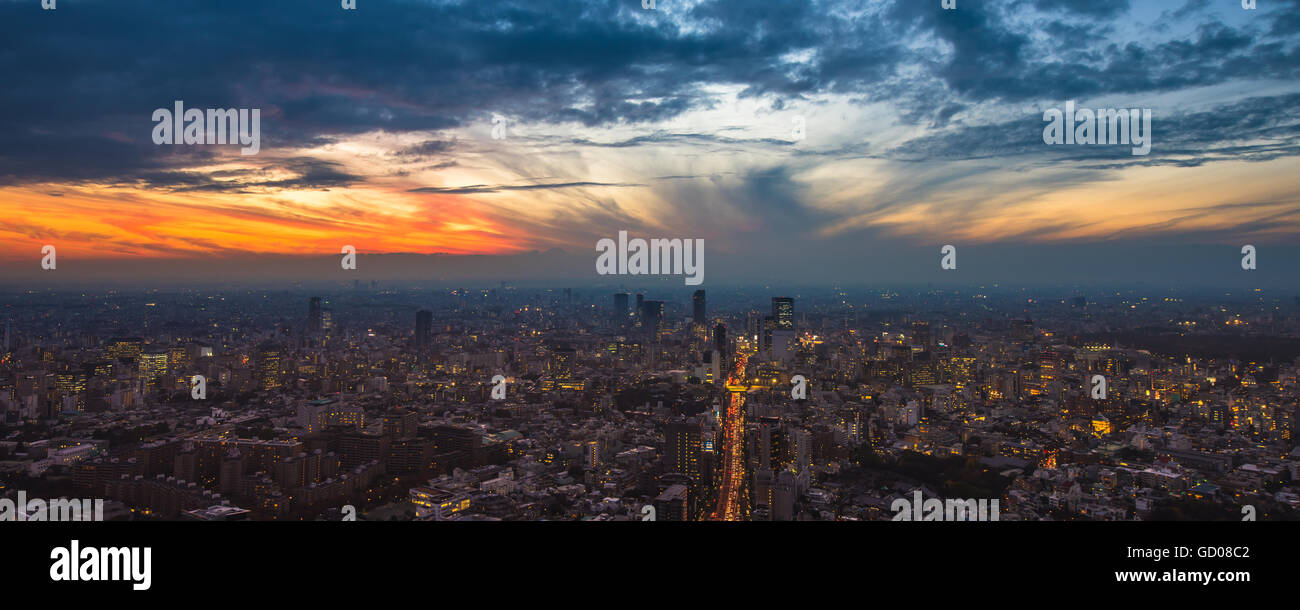 Tokyo sunset hi-res stock photography and images - Alamy