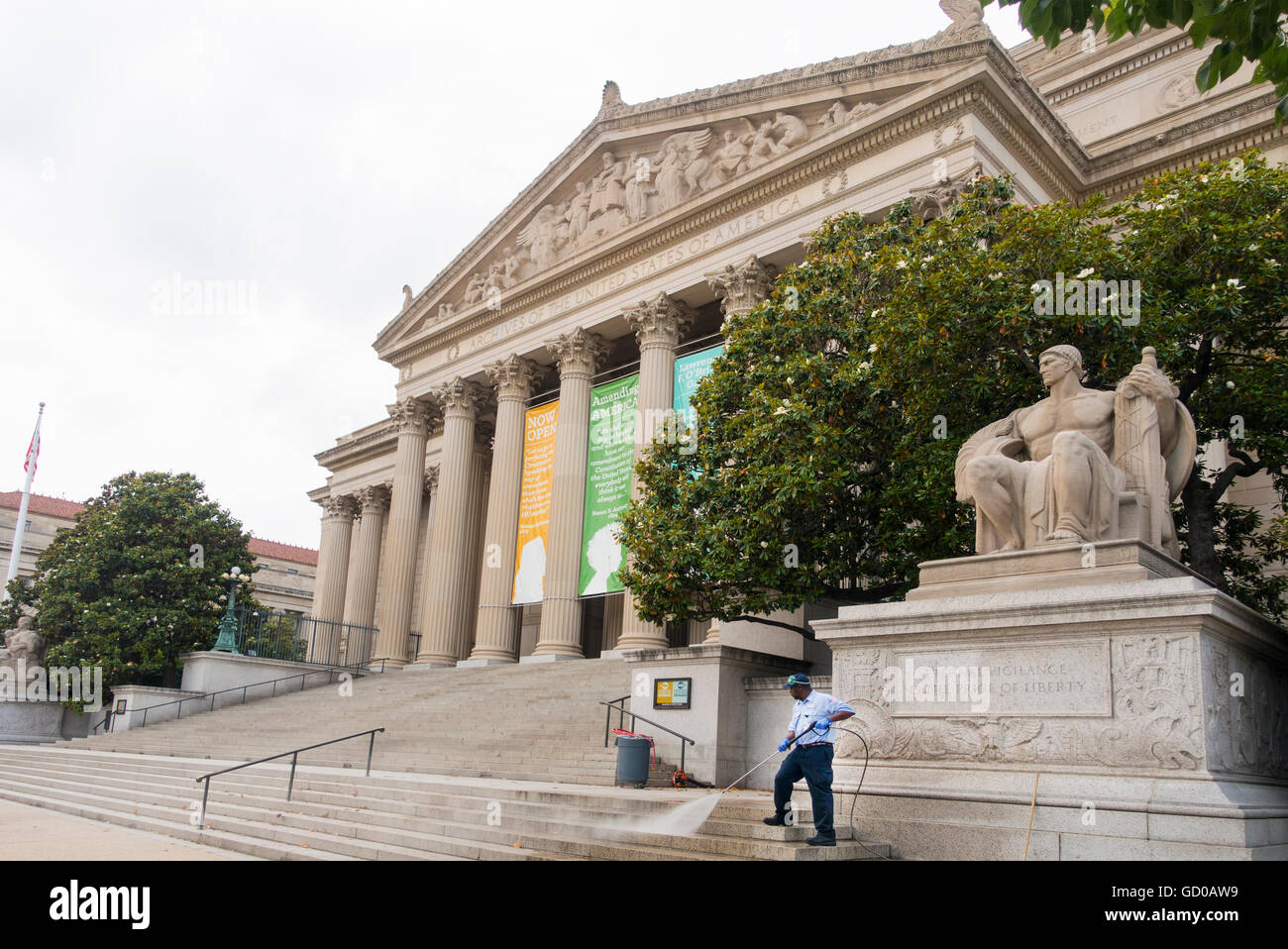Exterior National Archives Washington DC records Stock Photo - Alamy