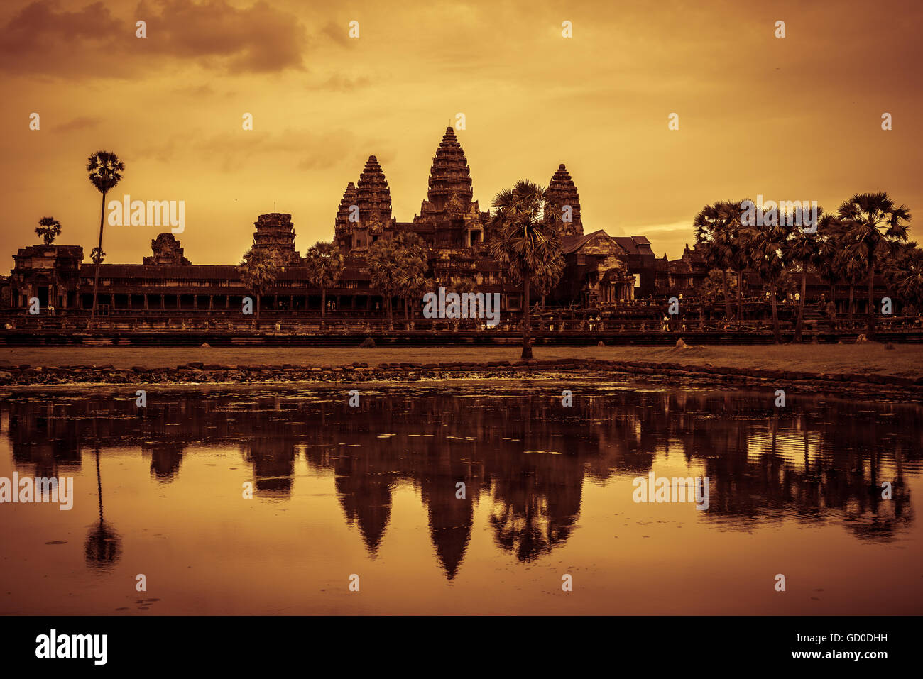Angkor style architecture hi-res stock photography and images - Alamy