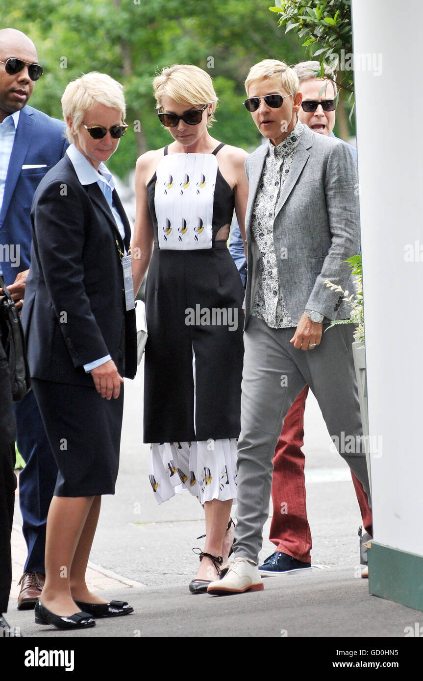 Ellen degeneres wife portia de hi-res stock photography and images - Alamy