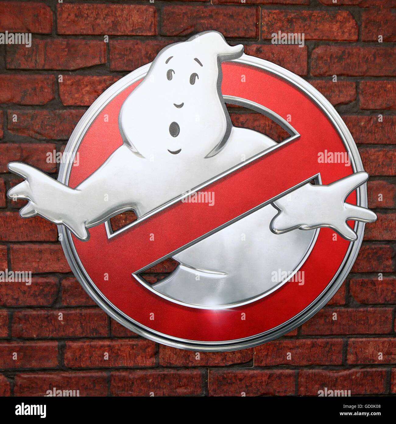 Ghostbusters emblem hi-res stock photography and images - Alamy