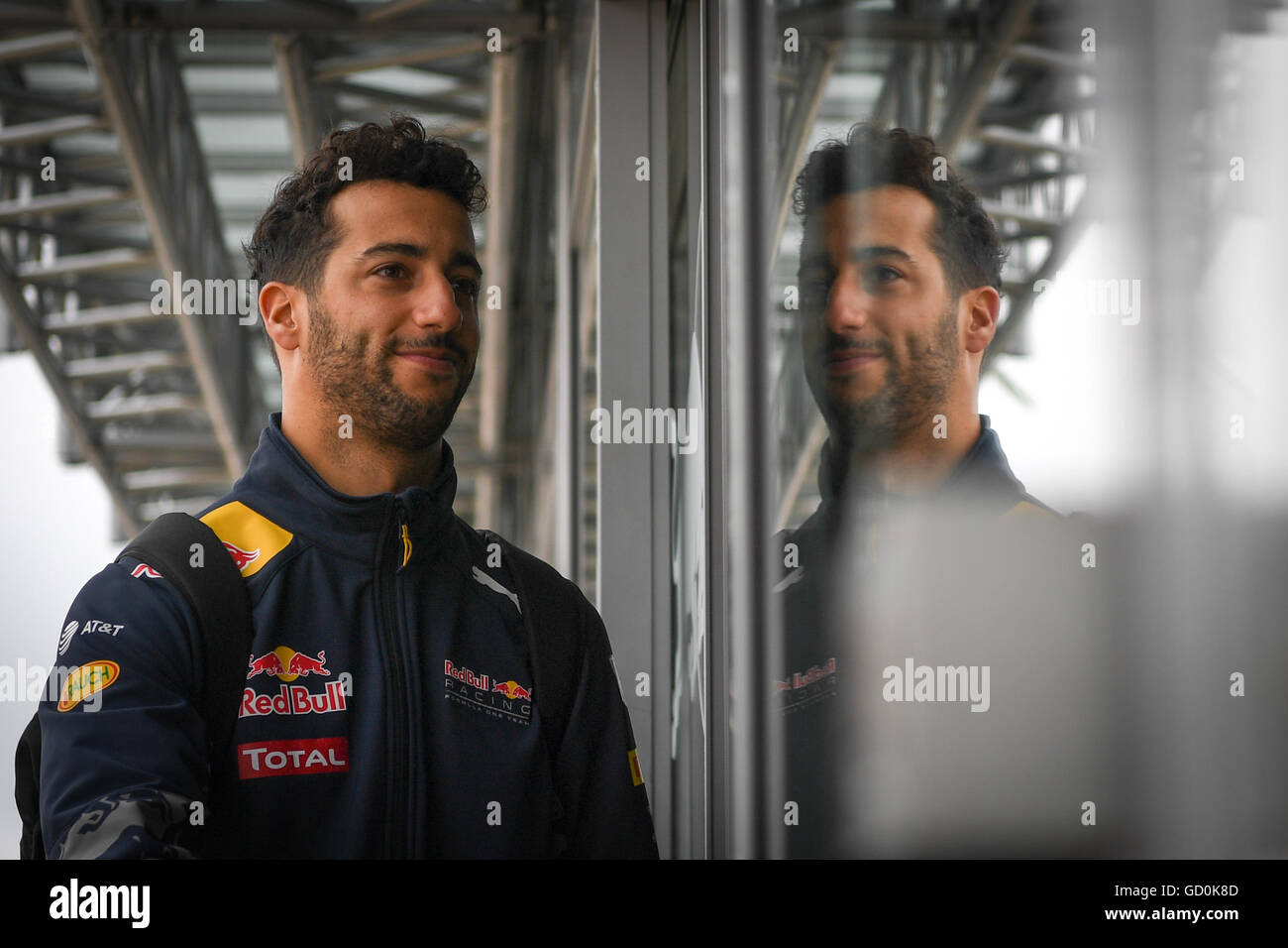 Silverstone, UK. 10th July, 2016. Daniel Ricciardo (AUS) Red Bull ...