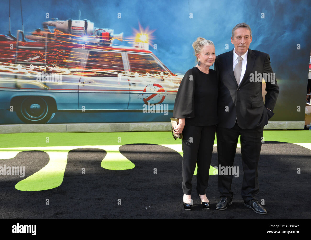 Ivan reitman and wife hi-res stock photography and images - Alamy