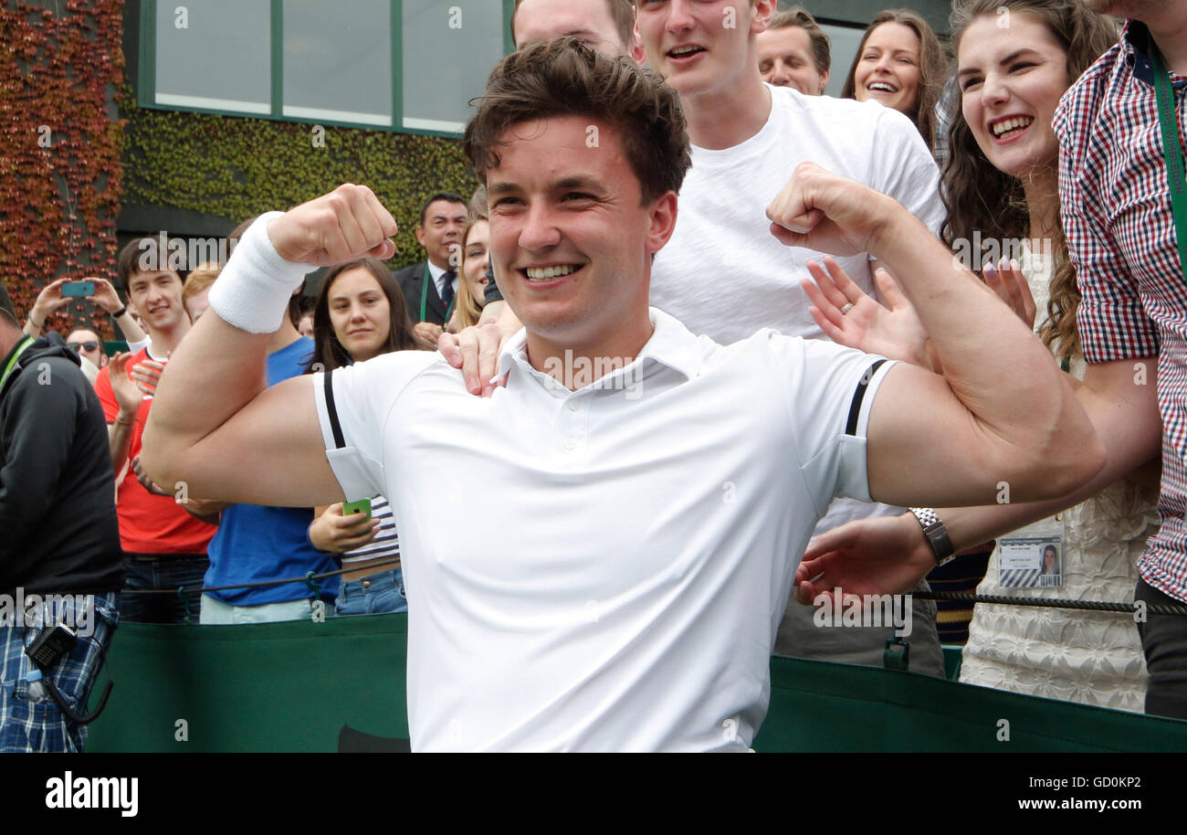 GORDON REID CELEBRATES VICTORY GENTLEMEN'S WHEELCHAIR SINGLES FINAL THE ...