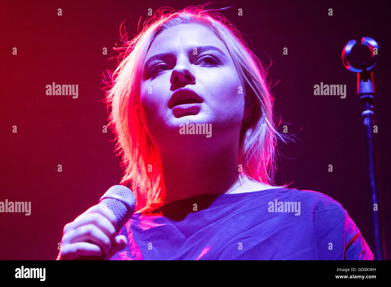 Holly Lapsley Fletcher High Resolution Stock Photography and Images - Alamy