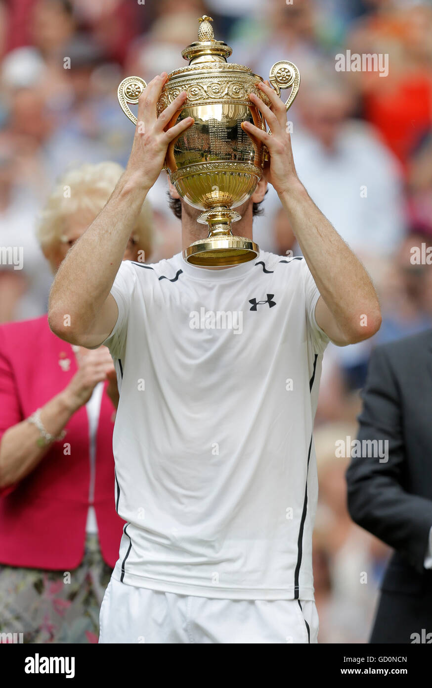 Andy Murray With Trophy Milos Raonic V Andy Murray Mens Final The ...