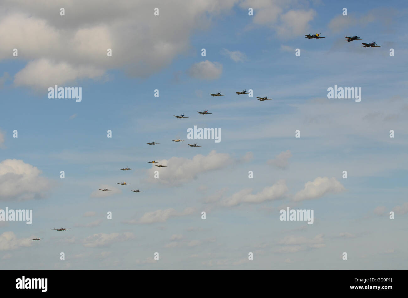 Flying legends hi-res stock photography and images - Alamy