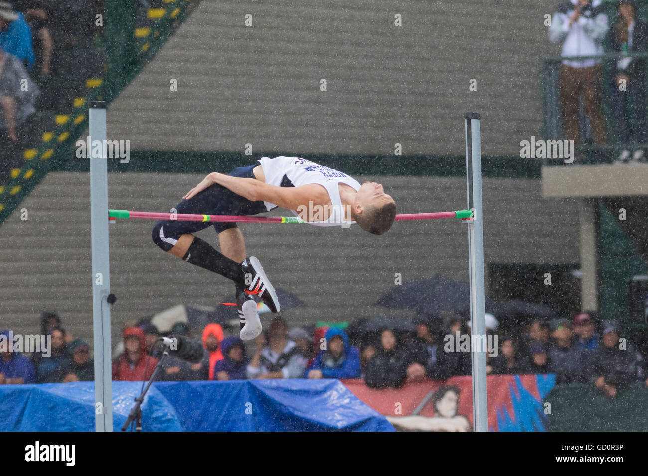 Eugene, USA. 8th July, 2016. Bobby Harris clears the qualifying mark of ...