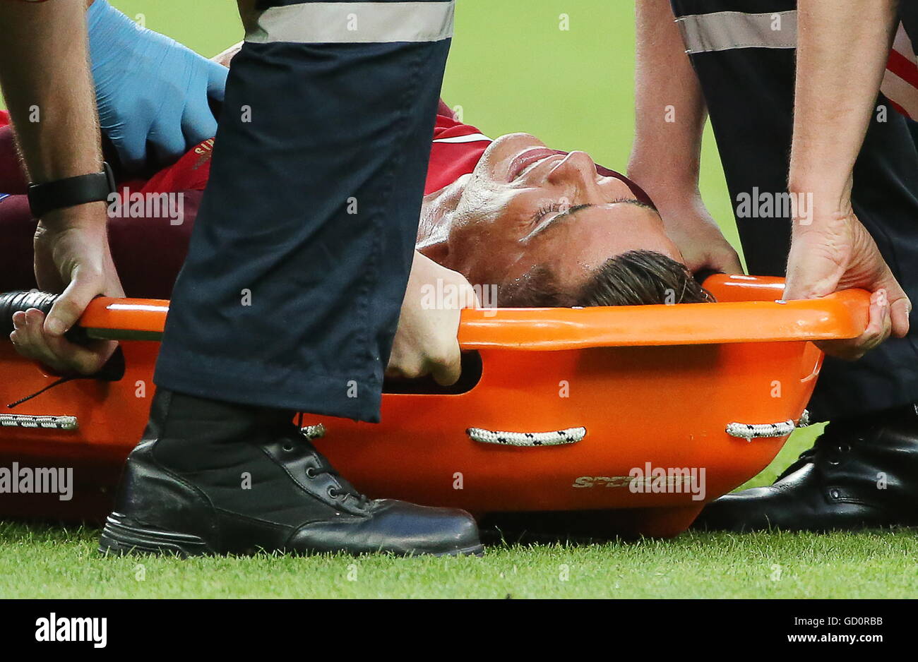 Football Injured Stretcher High Resolution Stock Photography and Images ...
