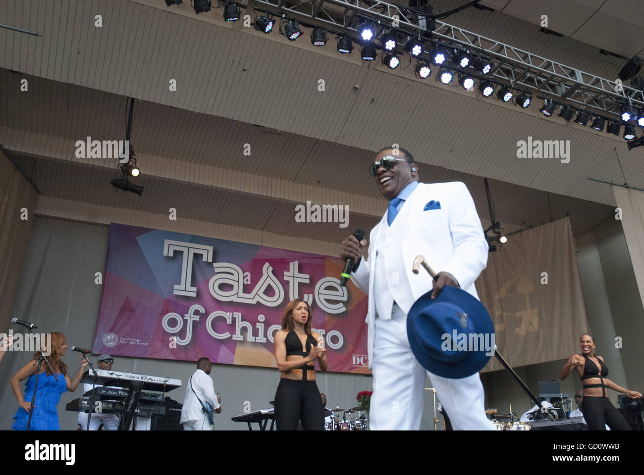 Taste of chicago crowd 2016 hi-res stock photography and images - Alamy