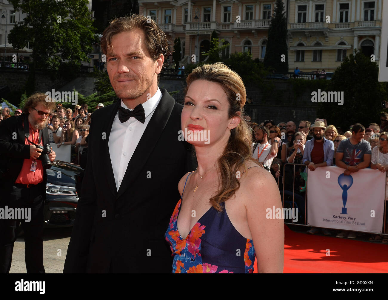 Michael shannon and kate arrington hi-res stock photography and images ...