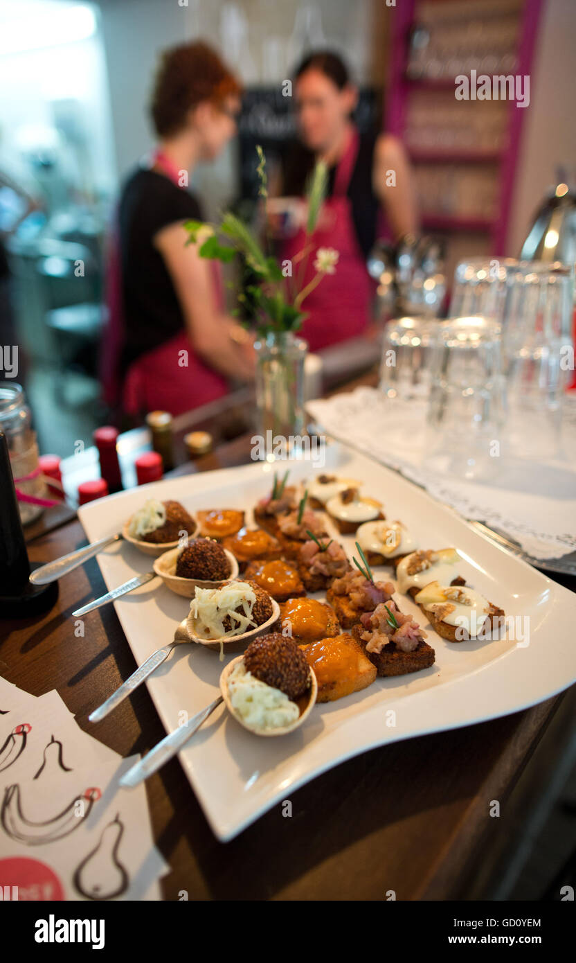 Berlin, Germany. 11th July, 2016. Appetizers made from excess food ...