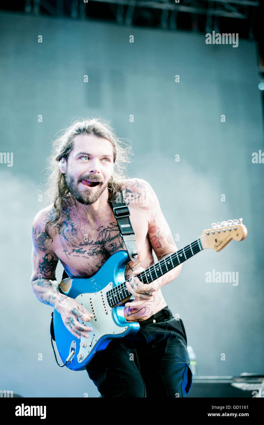 Scottish rock band hi-res stock photography and images - Alamy
