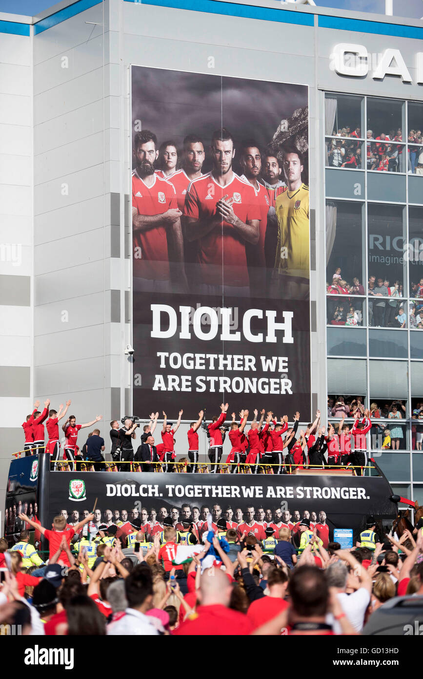 The Welsh Football team arrive back at the Cardiff City Stadium this ...