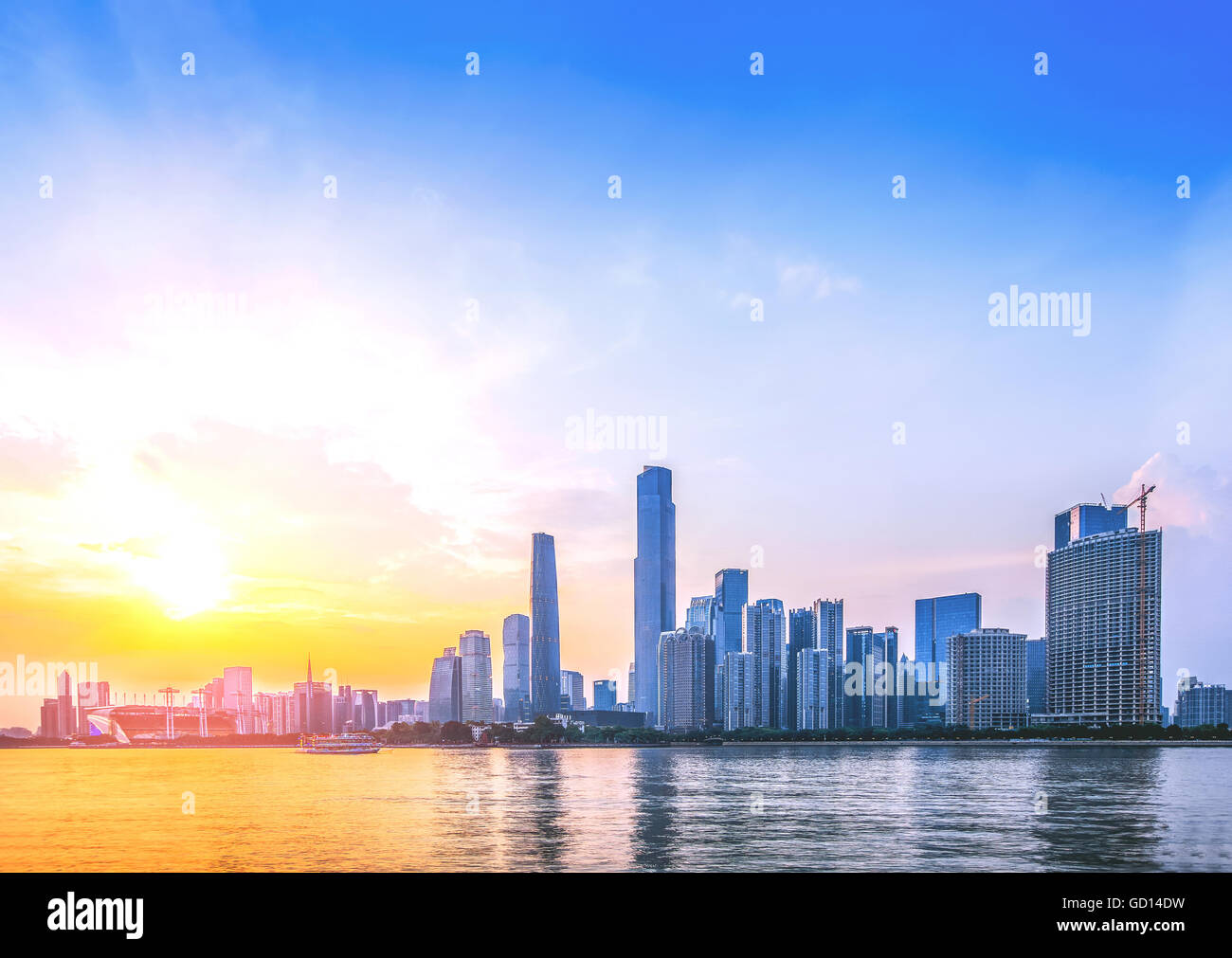 Guangzhou Pearl River Metro Twilight Stock Photo - Alamy