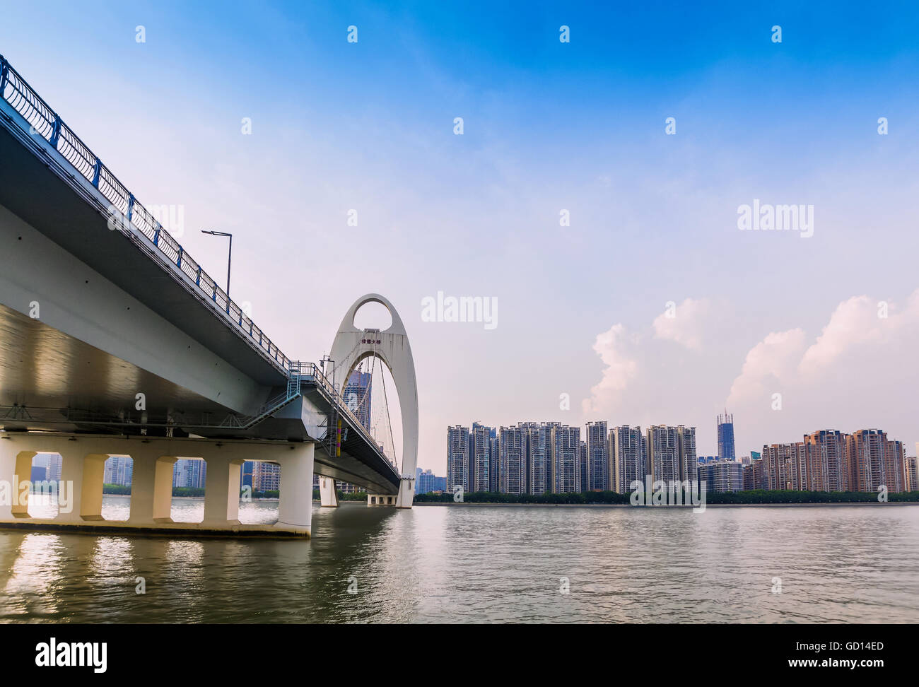 Guangzhou bridge hi-res stock photography and images - Alamy