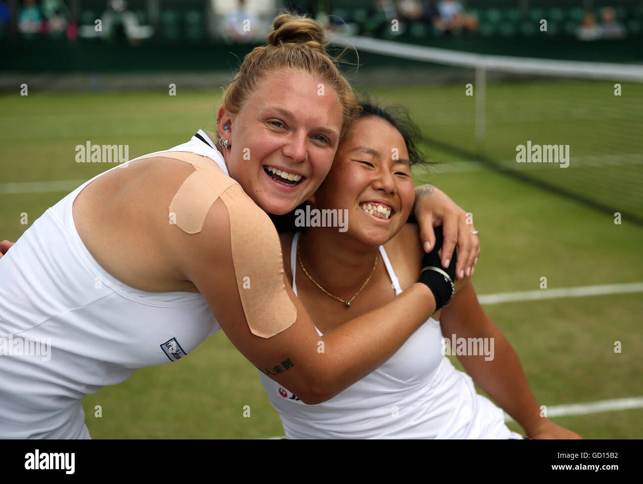 Jordanne Whiley and Yui Kamiji following victory in the the Ladies ...