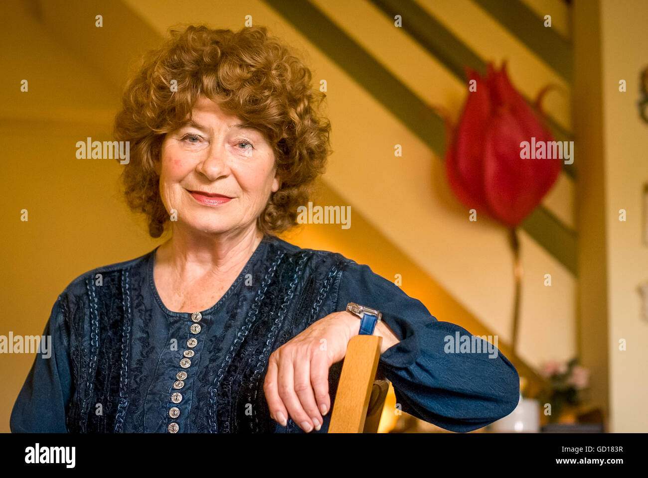Shirley collins hi-res stock photography and images - Alamy