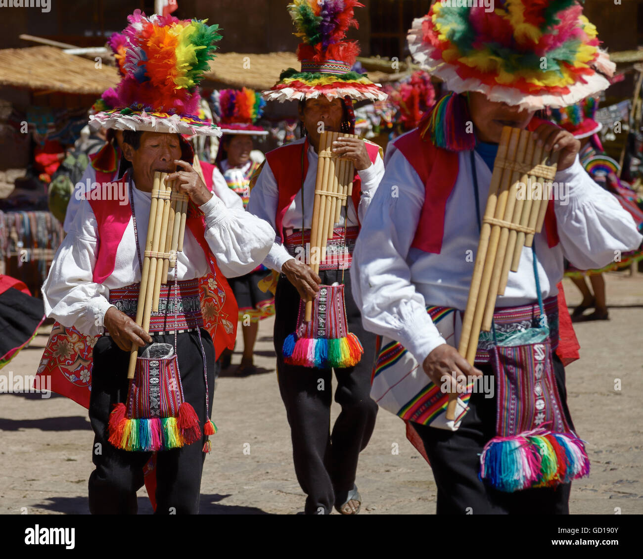 Traditional inca dancers hi-res stock photography and images - Alamy