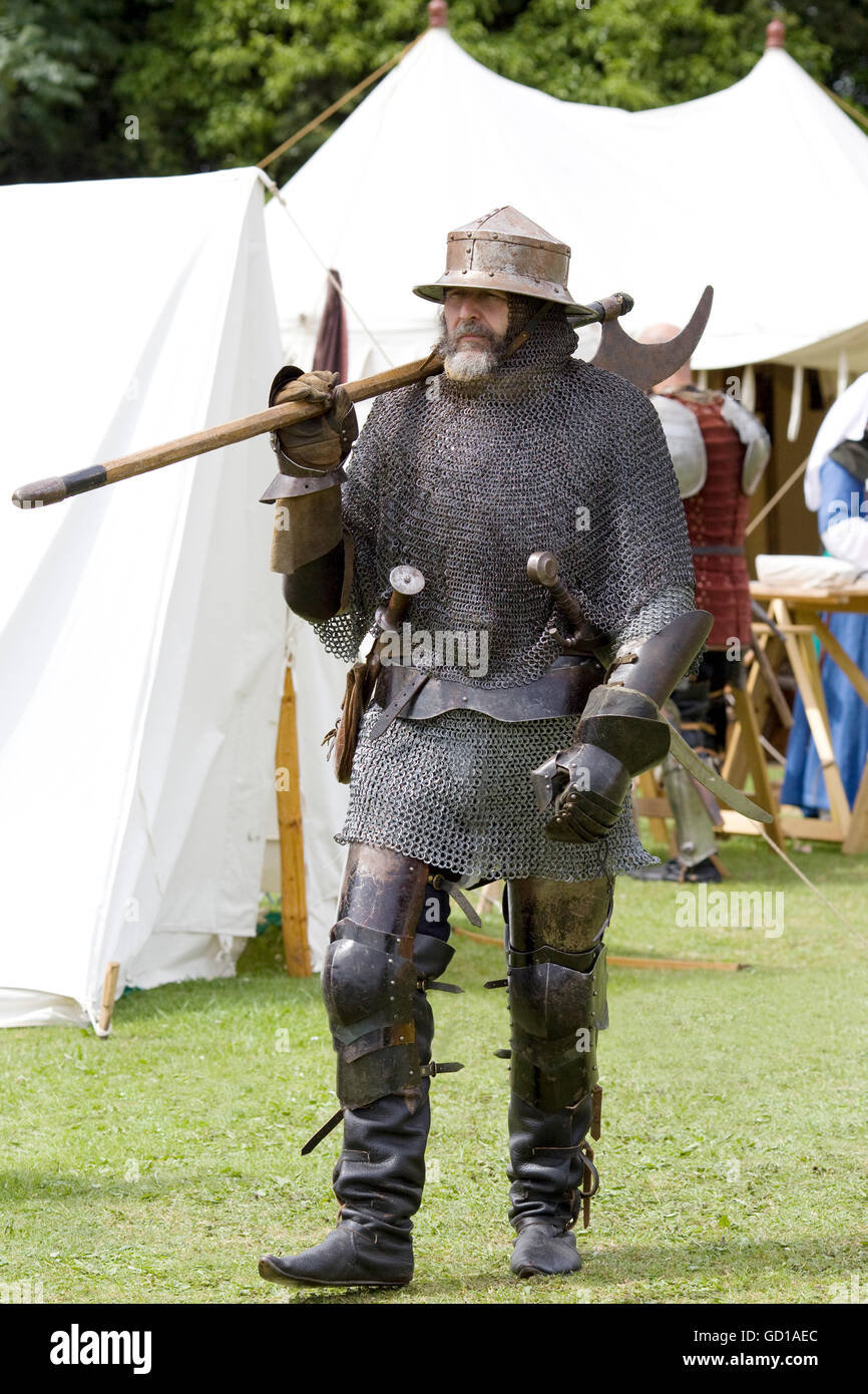 Campsite with knights getting ready for Battle Stock Photo - Alamy