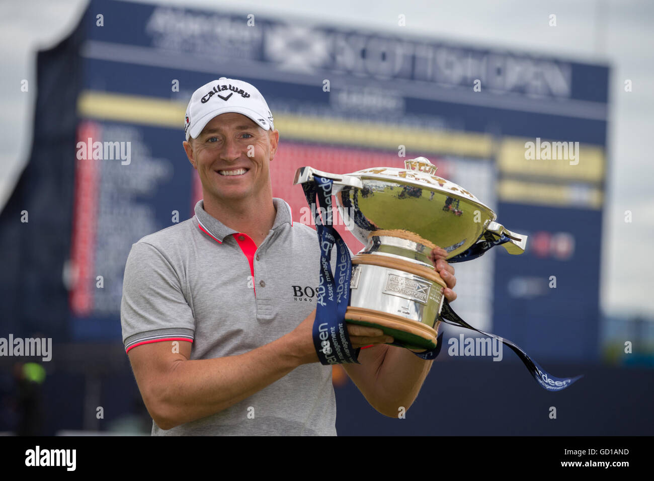 Sweden's Alex Noren with the trophy after winning the 2016 AAM Scottish ...