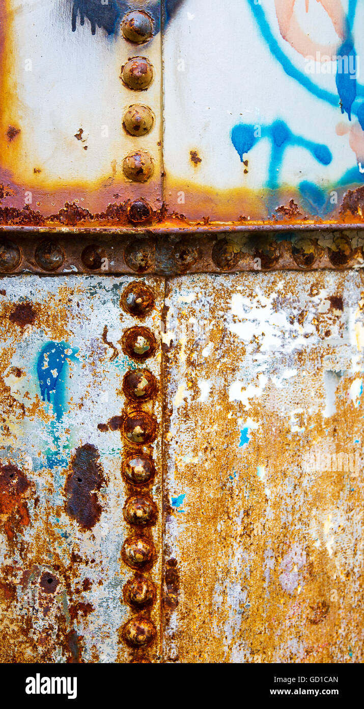 Oil tank rivets hi-res stock photography and images - Alamy