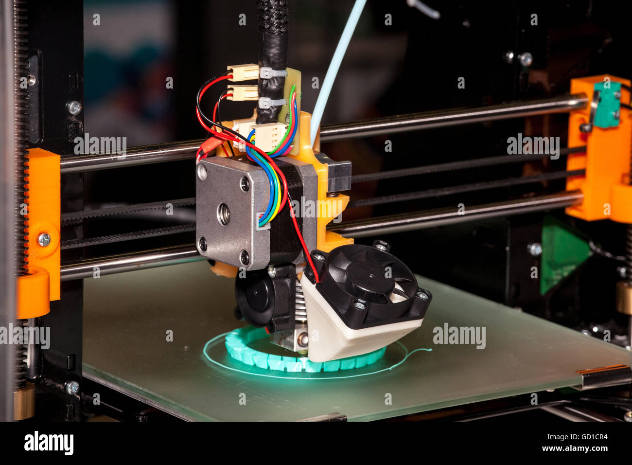 Working 3d printer Stock Photo - Alamy