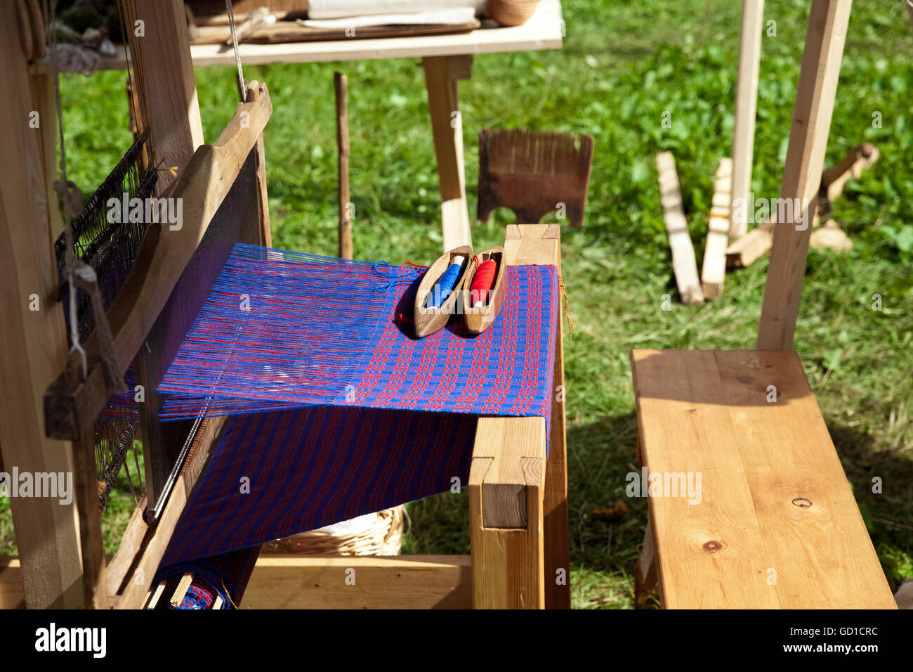 Loom machine hi-res stock photography and images - Alamy