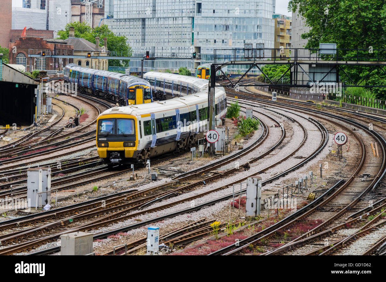 Uk trains maintenance hi-res stock photography and images - Alamy
