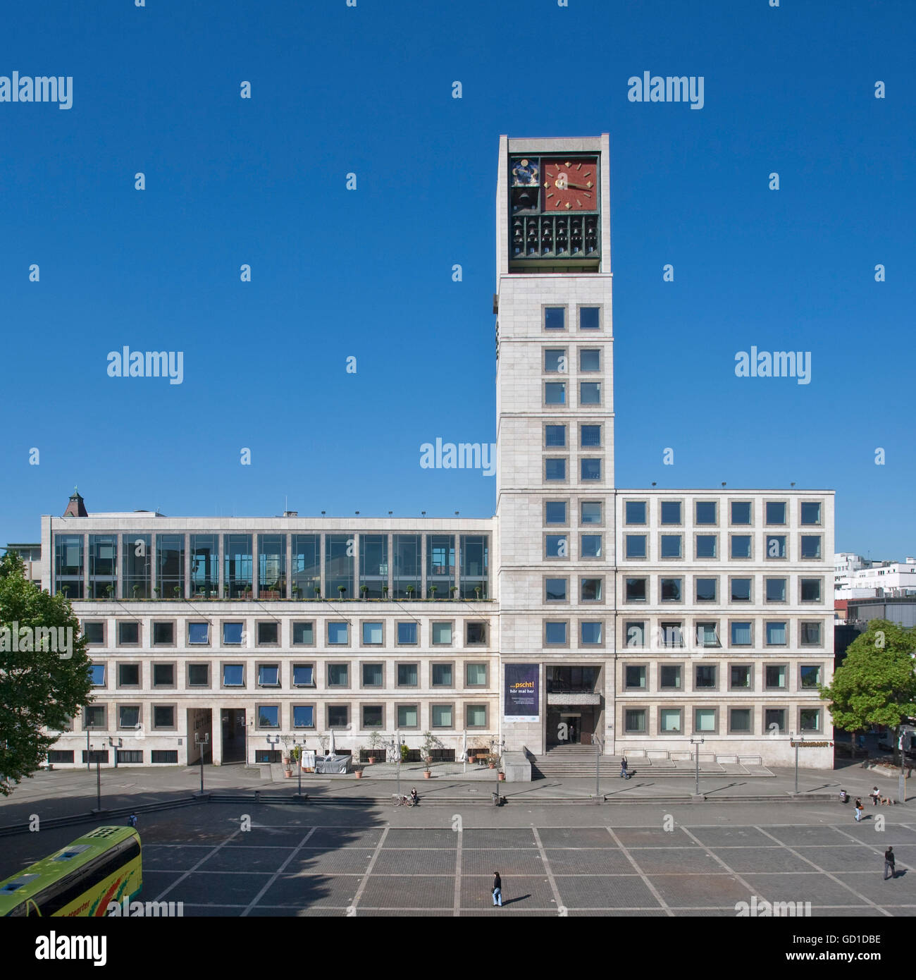 Stuttgart marktplatz hi-res stock photography and images - Alamy