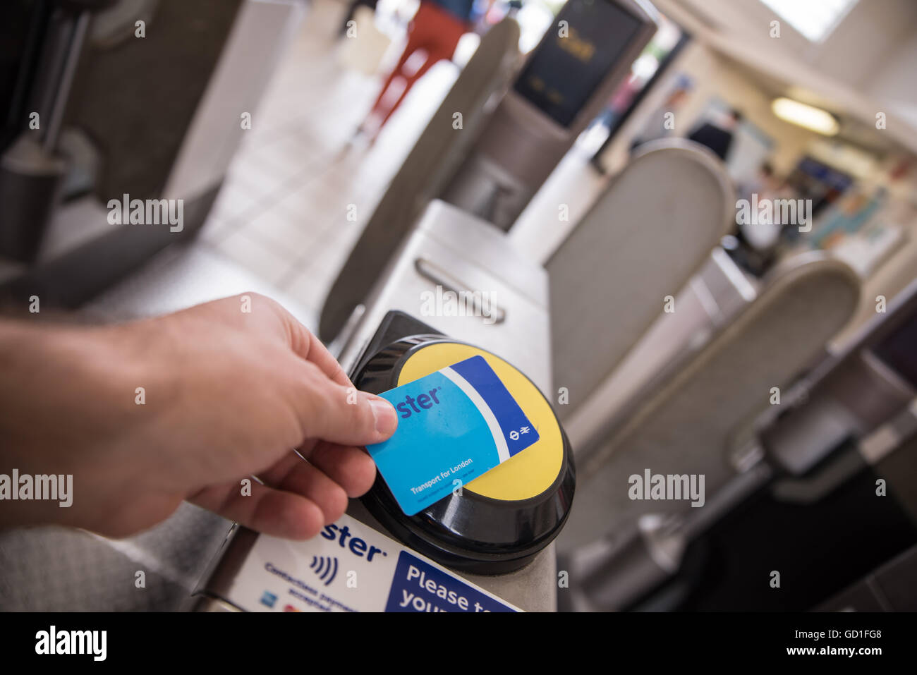 Oyster card hi-res stock photography and images - Alamy